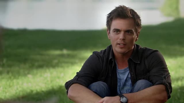 Watch Blue Mountain State S02:E07 - Debra - Free TV Shows | Tubi
