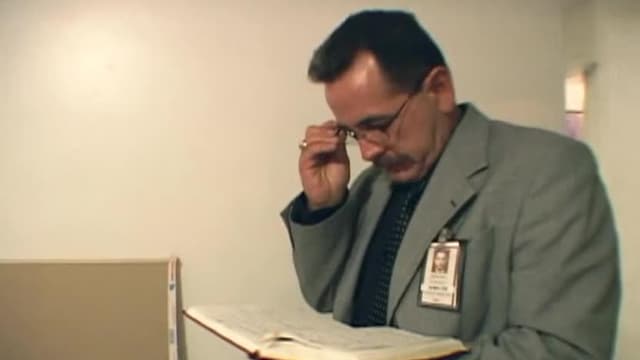 Watch The First 48 S02:E11 - Murder in the Driveway / Double Shooting ...