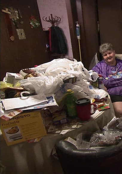 Watch Hoarders S04:E03 - Season #2 Follow Up: August - Free TV Shows | Tubi