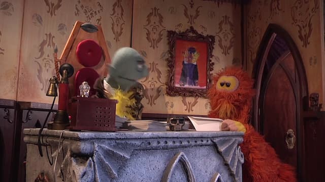 Watch Transylvania TV S01:E01 - Night Of Memotronic - Free TV Shows | Tubi