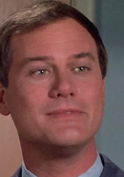 Watch I Dream of Jeannie S03:E16 - Genie, Genie, Who's Got the Genie ...