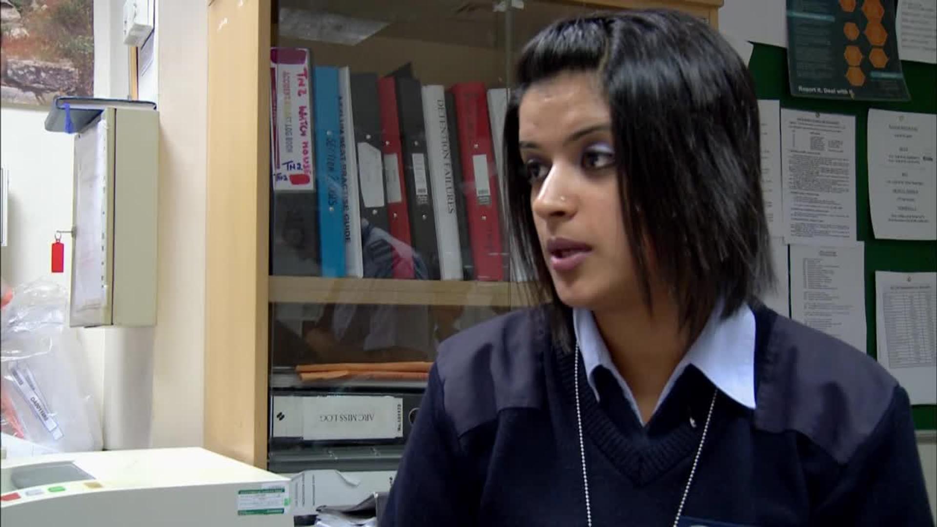 Watch UK Border Force Season 2 - Free TV Shows | Tubi