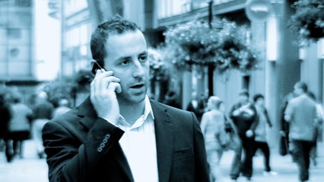 Watch Conmen Case Files S02:E01 - Robert Hendy-Freegard – the Terrorist ...