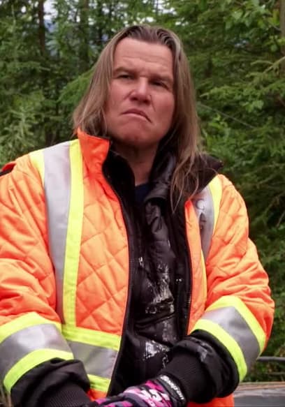 Watch Jade Fever S04:E07 - Slipping Away - Free TV Shows | Tubi