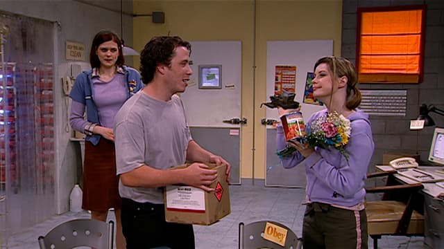 Watch Fries With That? S02:E20 - Robyn... and Eddy - Free TV Shows | Tubi