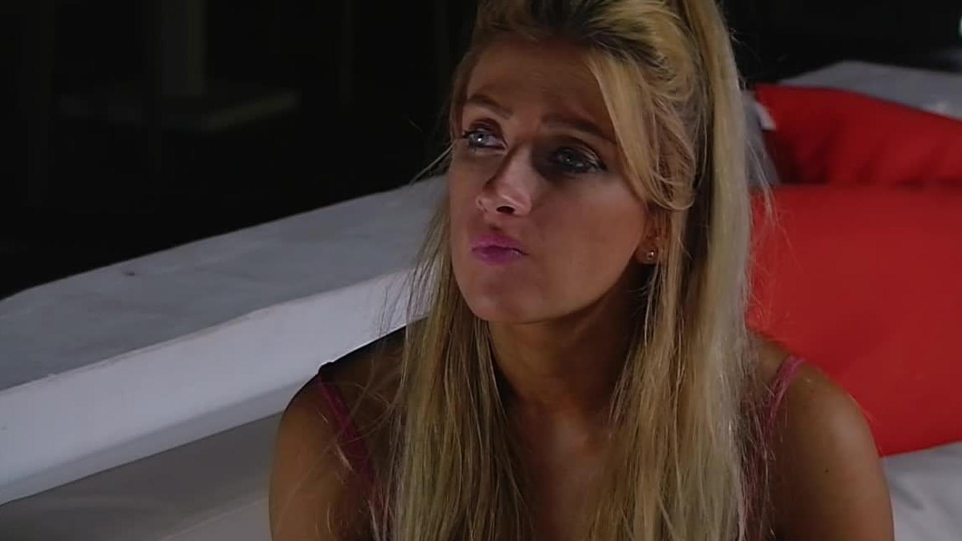 Watch Ibiza Weekender Season 6 - Free TV Shows | Tubi