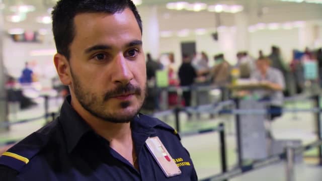Watch Border Security: Australia's Front Line S12:E09 - Episode 9 ...