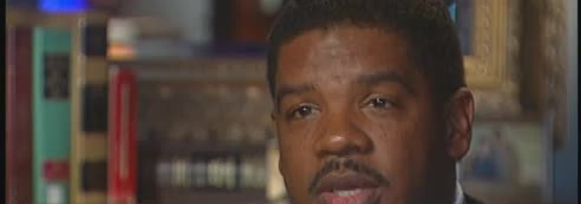 Watch Forensic Files S10:E14 - Tight-Fitting Genes - Free TV Shows | Tubi