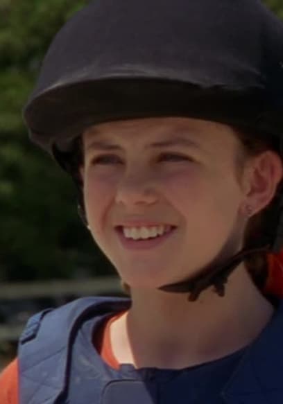 Watch The Saddle Club S01:E25 - Bridle Path Part I - Free TV Shows | Tubi