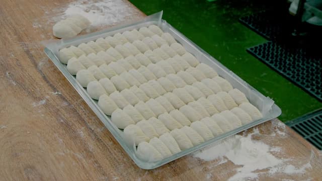 Watch How It's Made S23:E01 - Basque Pelota Balls - Free TV Shows | Tubi