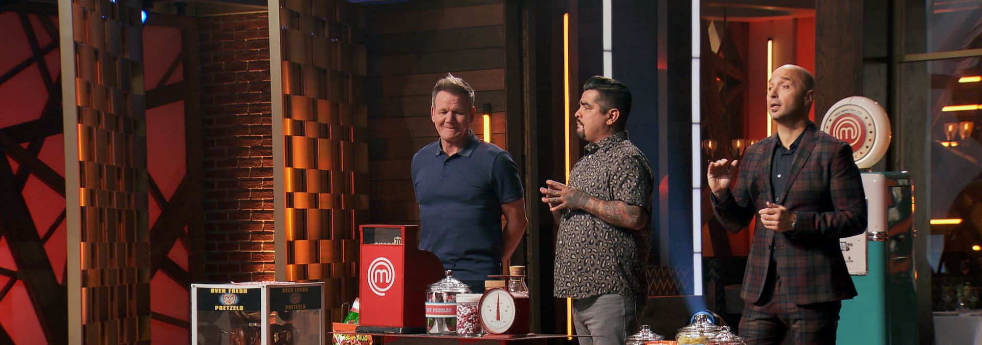 Watch MasterChef S12:E14 - Gas Station Gourmet - Free TV Shows | Tubi