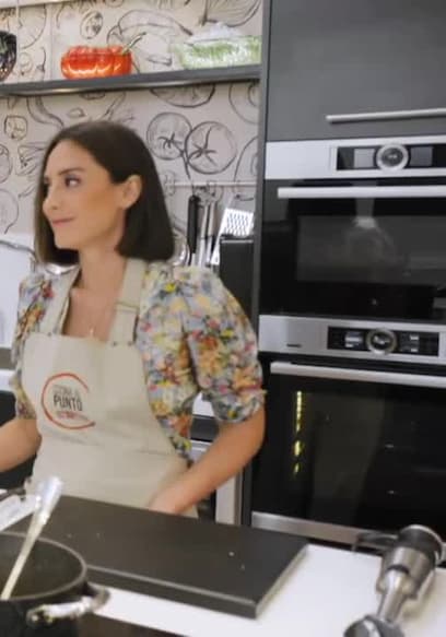 Watch Cocina Al Punto Con Peña Y Tamara S01:E20 - El Pan De Alfacar ...