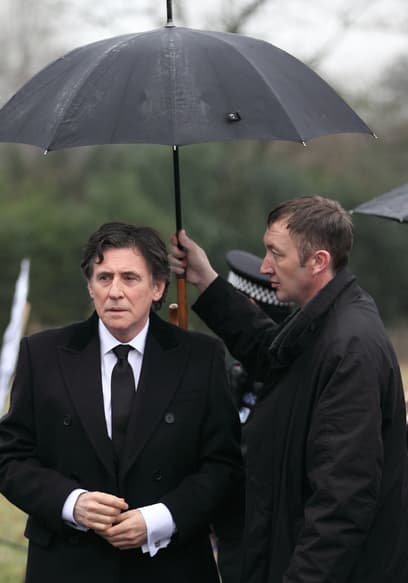 Watch Secret State S01:E01 - Episode 1 - Free TV Shows | Tubi