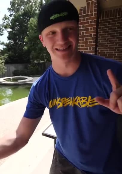 Watch Unspeakable S08:E12 - Unboxing a Giant Mystery - Free TV Shows | Tubi