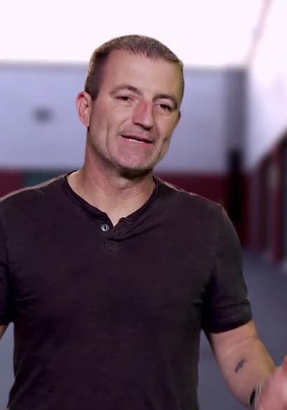 Watch Storage Hunters S01:E02 - Cash Wars - Free TV Shows | Tubi