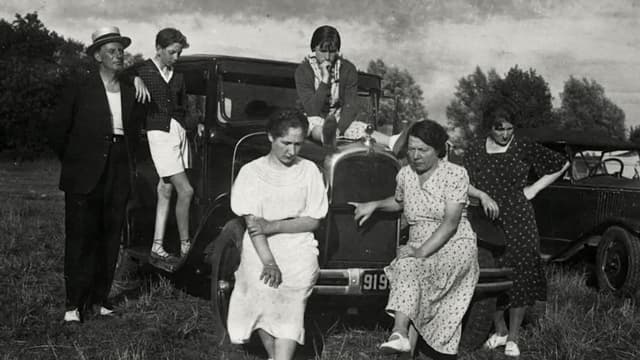 Watch Snapshots of History S01:E17 - Vickie Henderson - a Black Singer ...