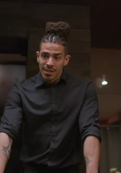 Watch CJ's Grill S01:E02 - Lisa From HR - Free TV Shows | Tubi