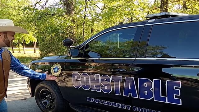 Watch Meet First Responders with Cowboy Jack S01:E05 - Meet the Police ...