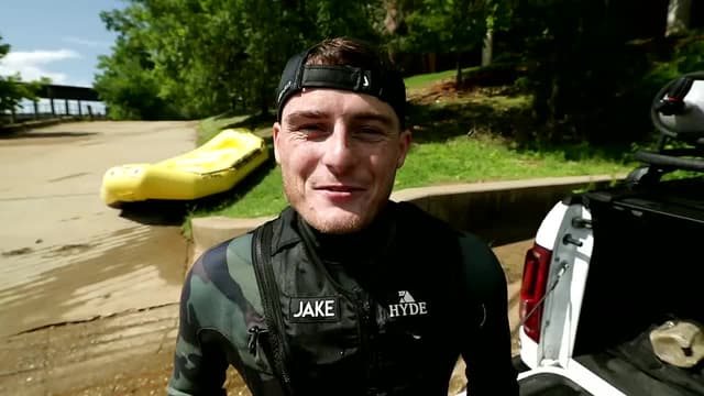 Watch Scuba Jake S03:E08 - Safety Control - Free TV Shows | Tubi
