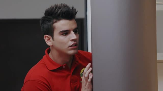 Watch Infieles S01:E03 - Conduciendo a La Señorita Paula - Free TV ...