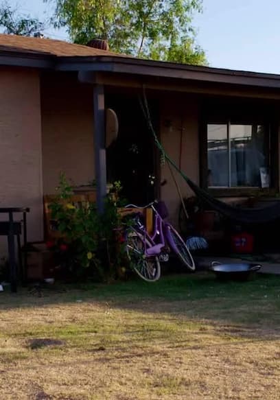 Watch Triple Digit Flip S01:E01 - Animal House vs. Madison Madhouse ...