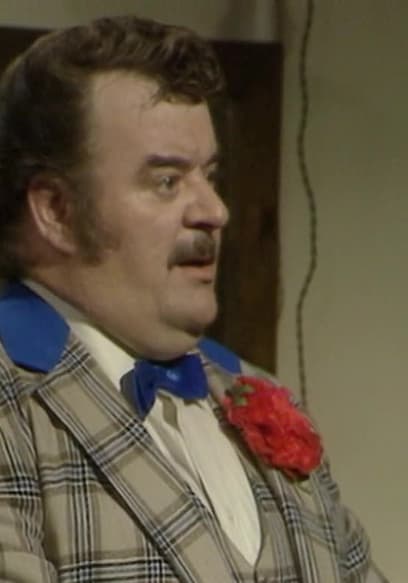 Watch Hi-De-Hi! S02:E01 - If Wet in the Ballroom - Free TV Shows | Tubi
