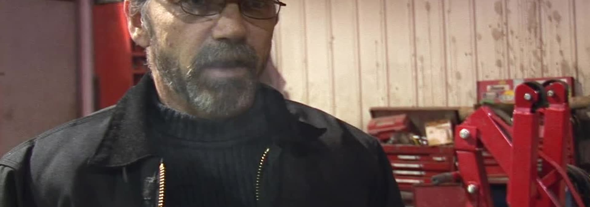 Watch Ice Road Truckers S01:E04 - The Big Chill - Free TV Shows | Tubi