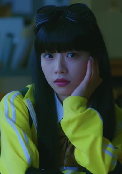 Watch Girl Gun Lady S01:E04 - Episode 4 - Free TV Shows | Tubi