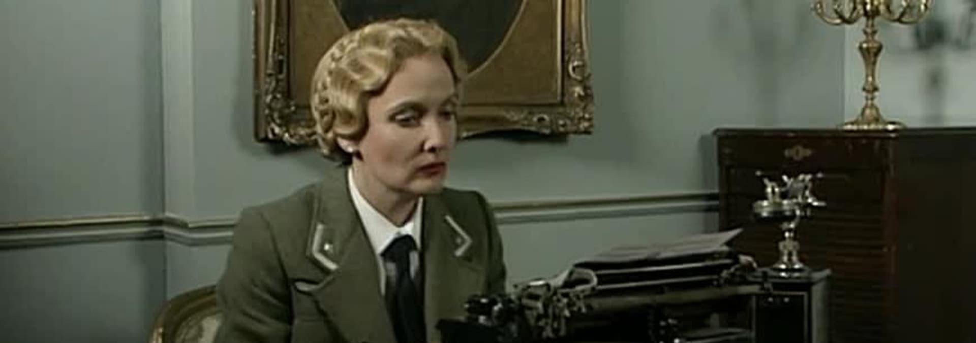 Watch 'Allo 'Allo! S08:E05 - Firing Squashed - Free TV Shows | Tubi