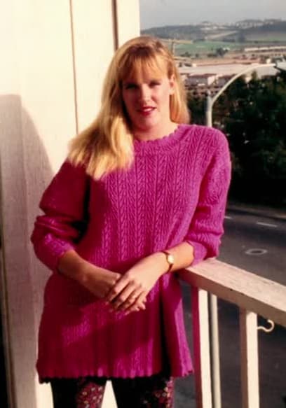 Watch Surviving Evil S01:E01 - Terror Beach - Free TV Shows | Tubi