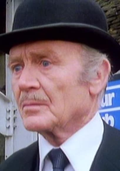 Watch Tales of The Unexpected S02:E03 - Galloping Foxley - Free TV ...