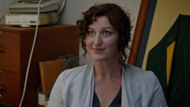 Watch Rake S05:E03 - Evans v Greene - Free TV Shows | Tubi