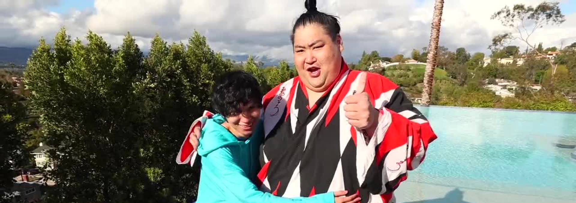 Watch Stokes Twins S02:E12 - Who Can Gain vs. Lose the Most Weight in ...