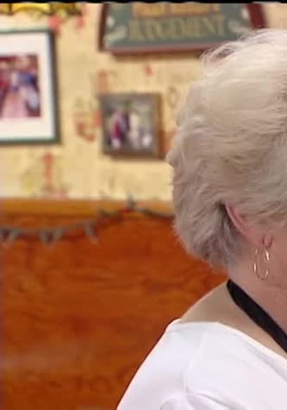 Watch Kitchen Nightmares S04:E11 - Capri - Free TV Shows | Tubi