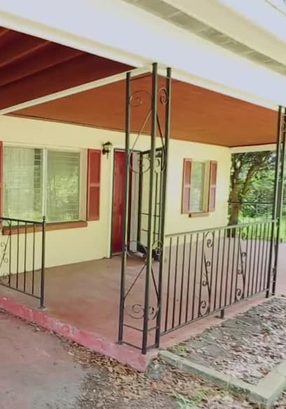 Watch Zombie House Flipping S02:E09 - Ashlee in Charge - Free TV Shows ...