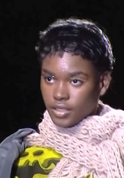 Watch Stars S01:E06 - Y2K Fashion: The Popular Models and Designers of ...