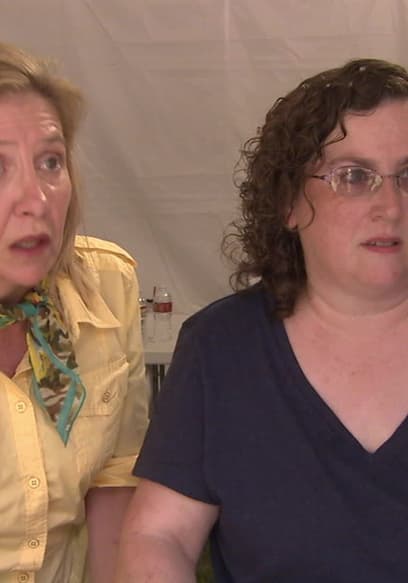 Watch Hoarders S04:E09 - Stacey / Roi - Free TV Shows | Tubi