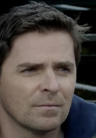 Watch Rogue S01:E08 - A House Is Not a Home - Free TV Shows | Tubi