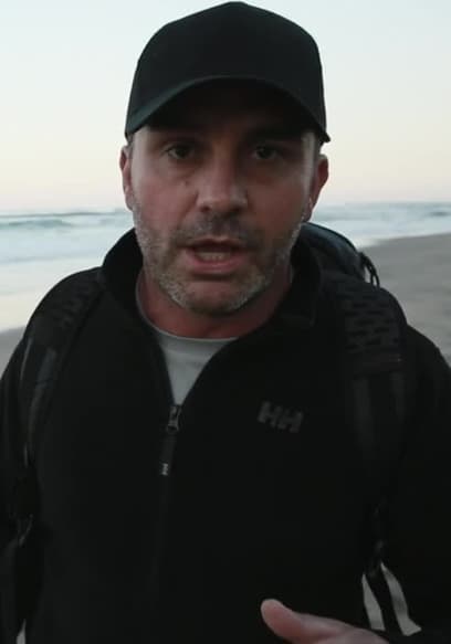 Watch Chasing Monsters S02:E12 - Shark Fever - Free TV Shows | Tubi