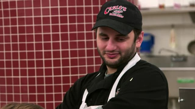 Watch Cake Boss S13:E12 - Gems, Geodes, Cake Boss Junior - Free TV ...