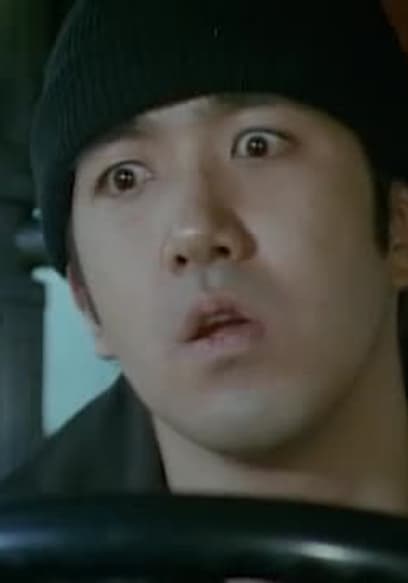 Watch Kyuukyuu Sentai GoGoFive S01:E11 - The Two Red - Free TV Shows | Tubi