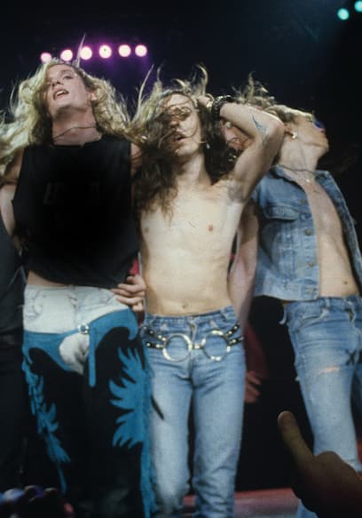 Watch Breaking the Band S04:E09 - Skid Row - Free TV Shows | Tubi