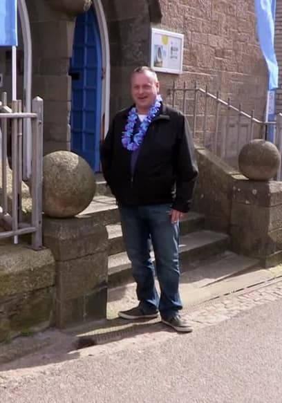 Watch Four in a Bed S02:E23 - Chy Conyn - Free TV Shows | Tubi