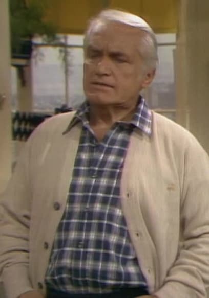 Watch Too Close for Comfort S01:E01 - Pilot - Free TV Shows | Tubi