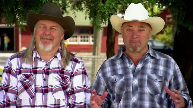 Watch Cash Cowboys S02:E02 - Guys & Gas - Free TV Shows | Tubi