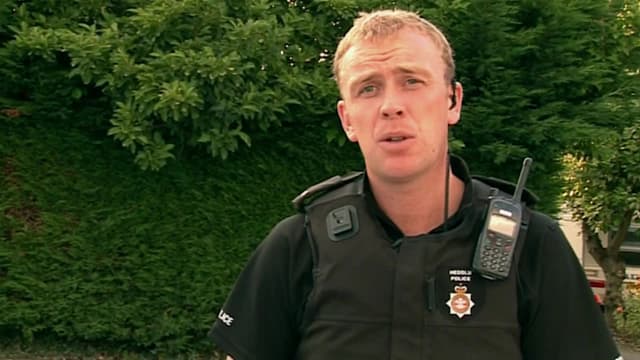 Watch Brit Cops S03:E03 - Barn Fire - Free TV Shows | Tubi