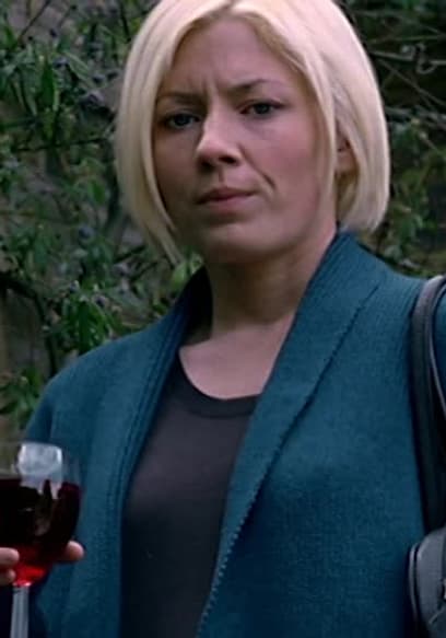 Watch Secret Smile S01:E02 - Episode 2 - Free TV Shows | Tubi