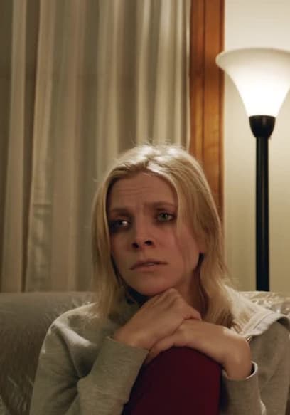 Watch Bloody Bites S01:E17 - Between - Free TV Shows | Tubi