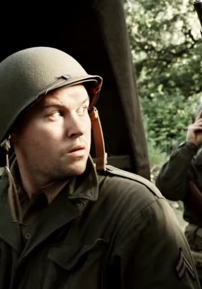 Watch Combat Report S01:E02 - Trust - Free TV Shows | Tubi