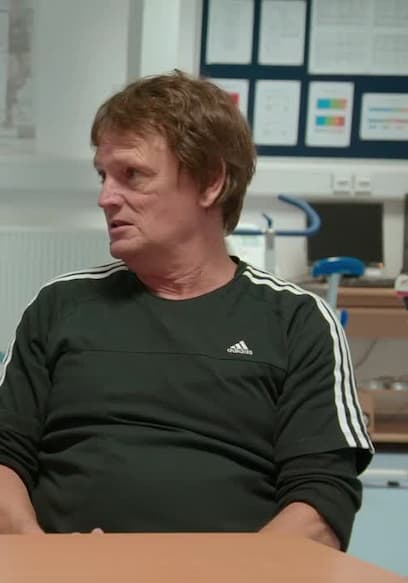 Watch Extraordinary Humans S02:E09 - Anthony Kelly - Free TV Shows | Tubi